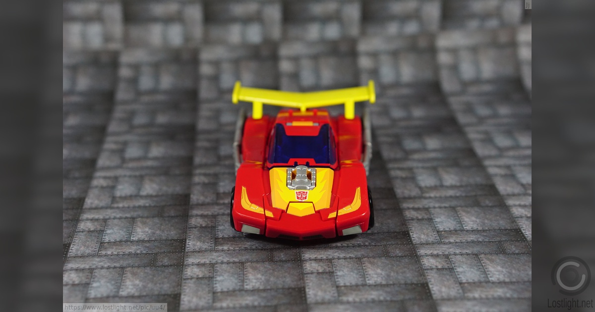 Hasbro Titans return Hot Rod | Lost light