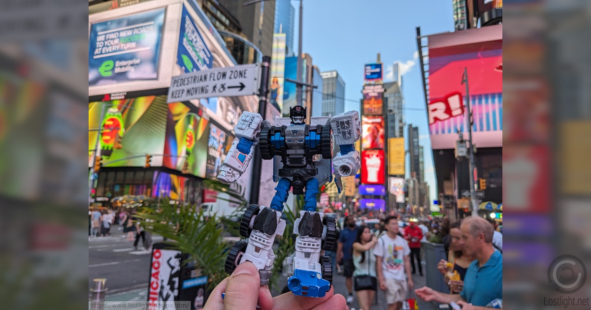 Hasbro Combiner Wars Rook (Deluxe) | Lost light