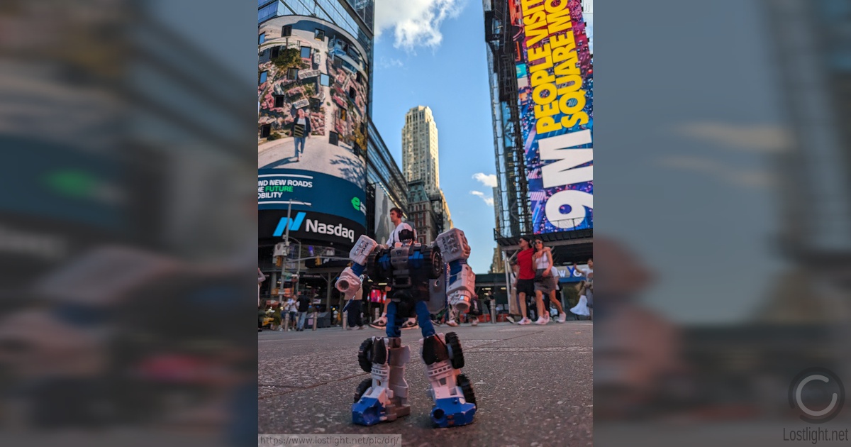 Hasbro Combiner Wars Rook (Deluxe) | Lost light