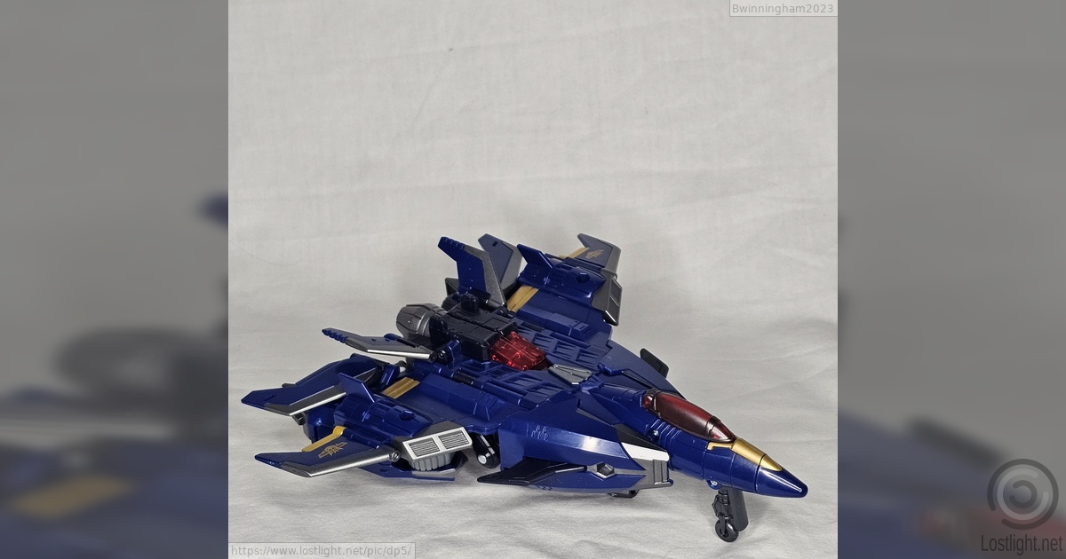 Hasbro Legacy Evolution Dreadwing | Lost light