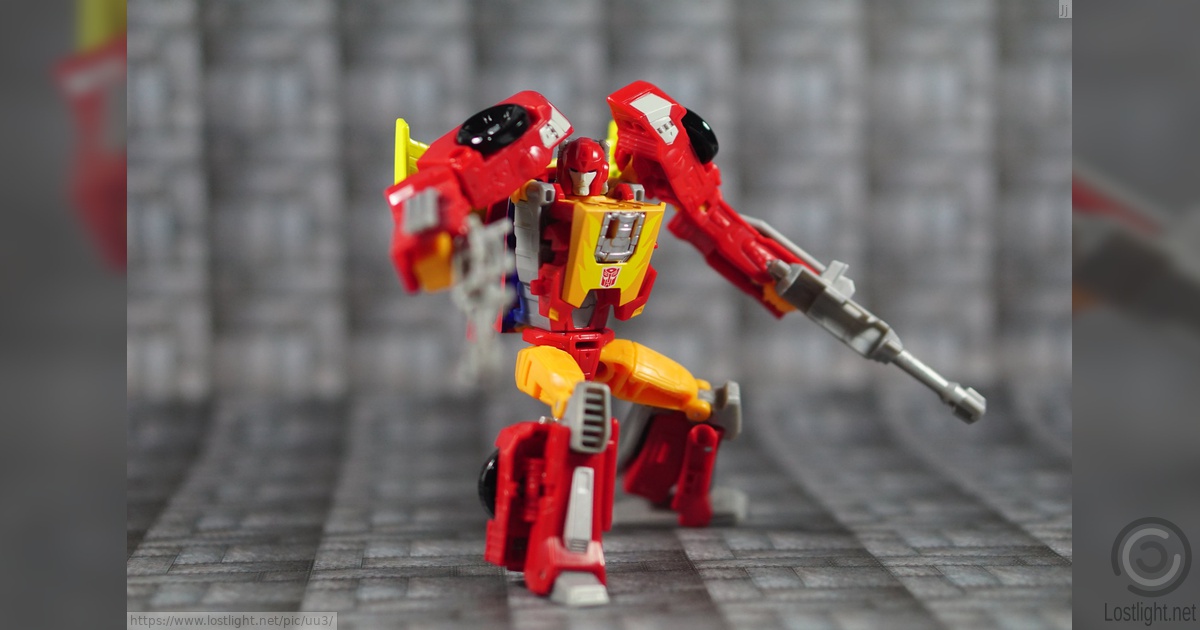 Hasbro Titans return Hot Rod | Lost light