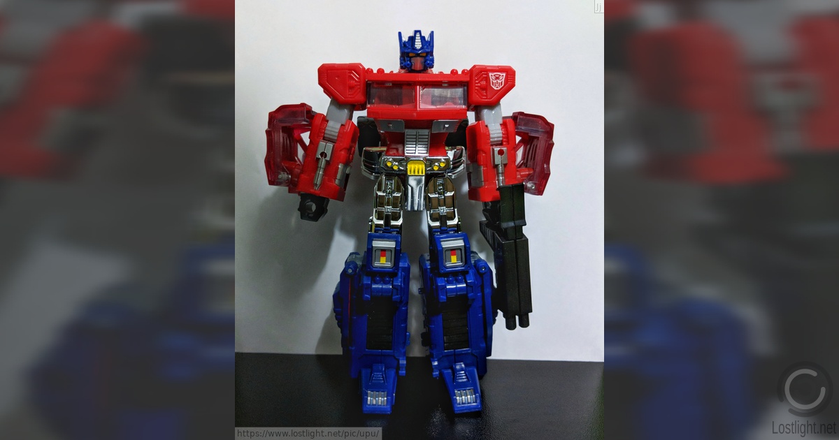 Hasbro Aoe Optimus Prime Classic... | Lost light